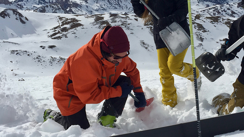 AIARE Avalanche Courses in South America| Magellanica Guides